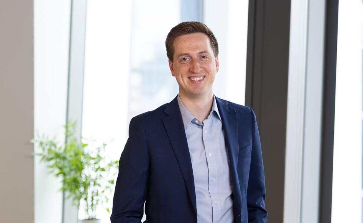 Team and Leadership: Software Expertise and Hands-on Support