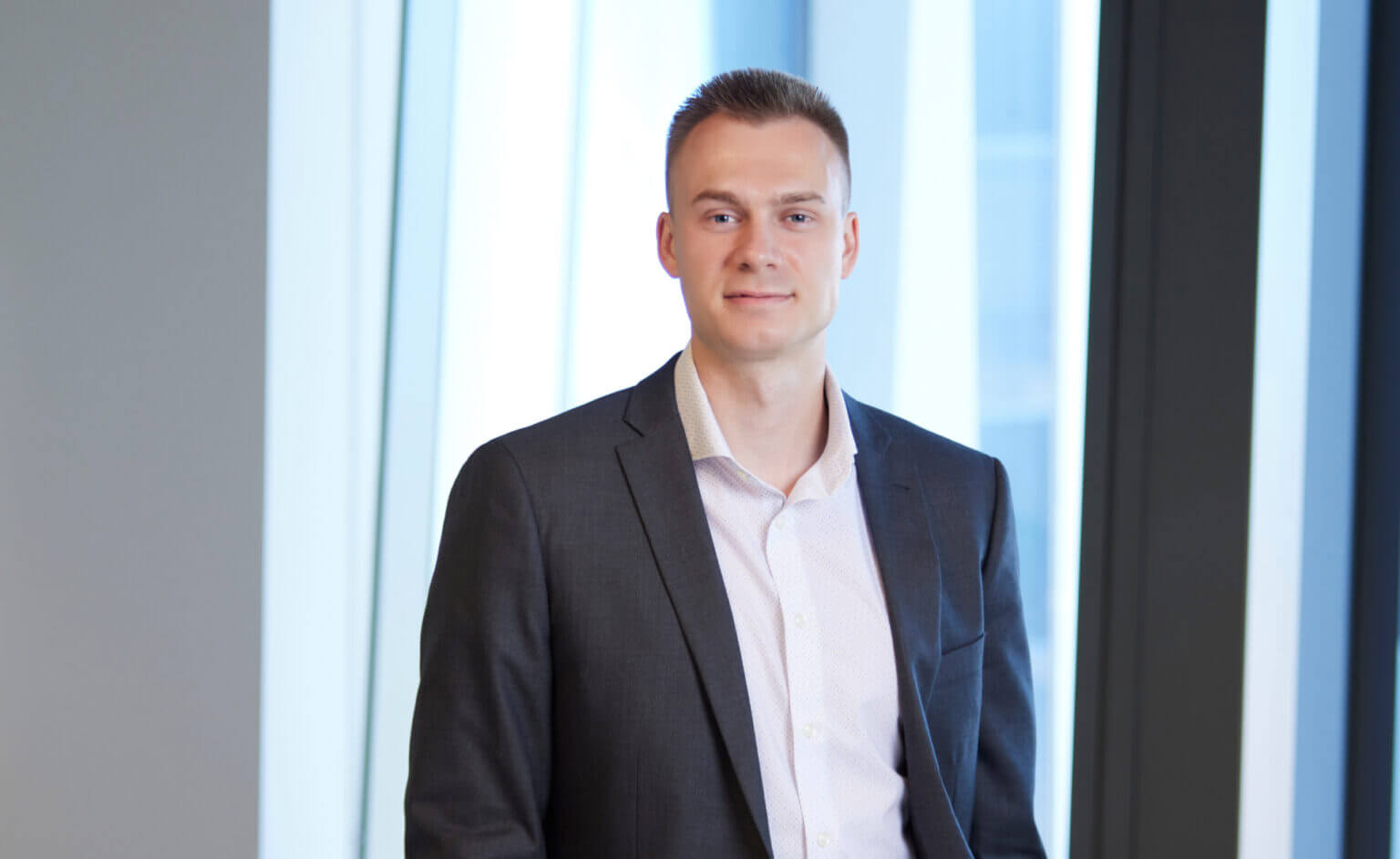 Team and Leadership: Software Expertise and Hands-on Support